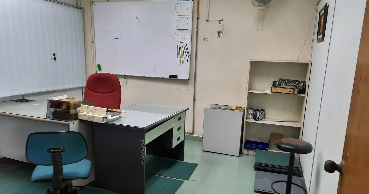 dekorasi pejabat kerajaan - Emma Mathis