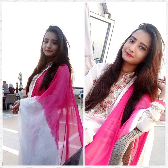 Indian Girl Facebook Profile Picture Photo Album One Girl Many Pics ...