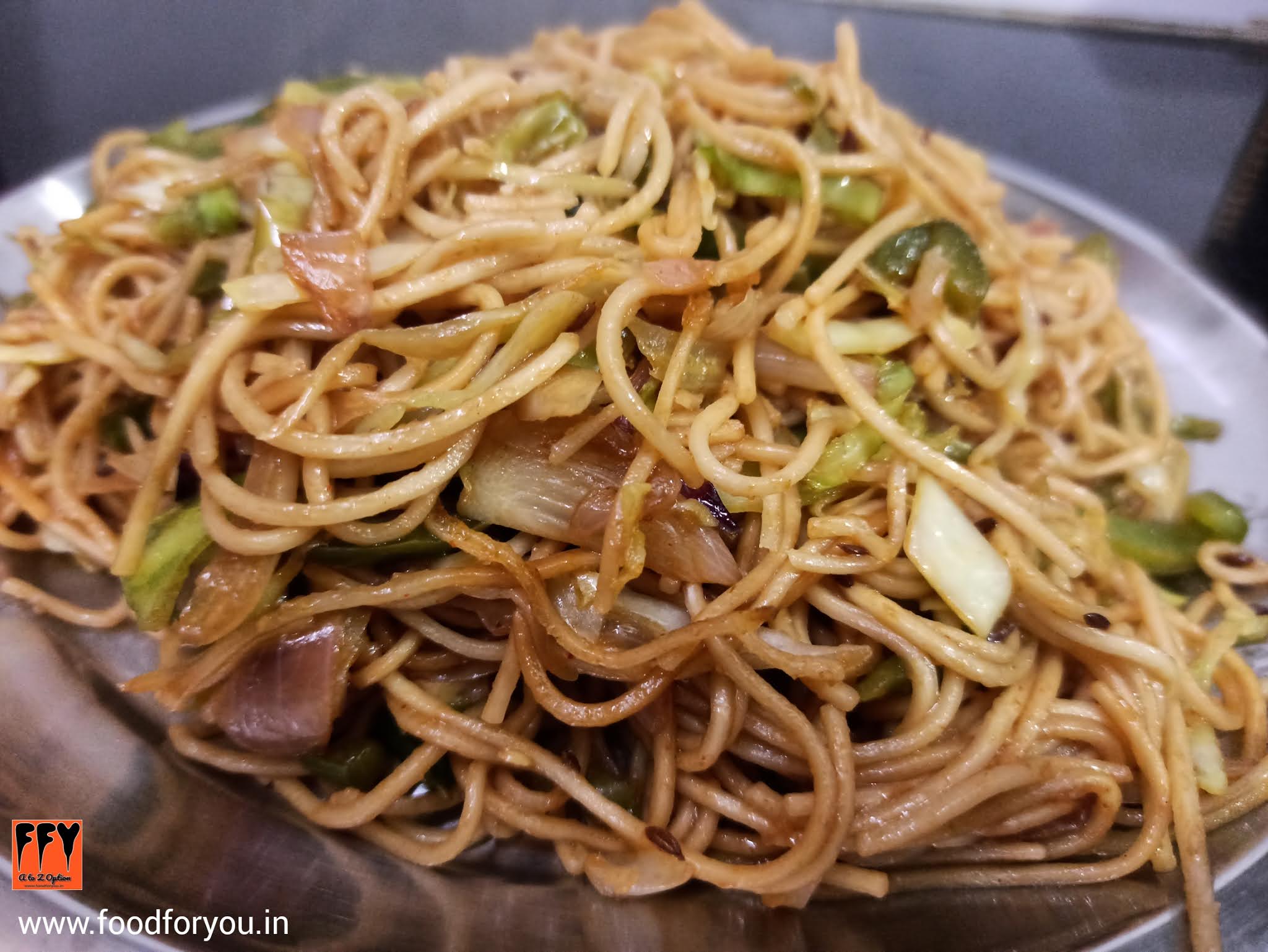 वेजिटेबल चाउमीन रेसिपी, Vegetable chowmein recipe in Hindi,