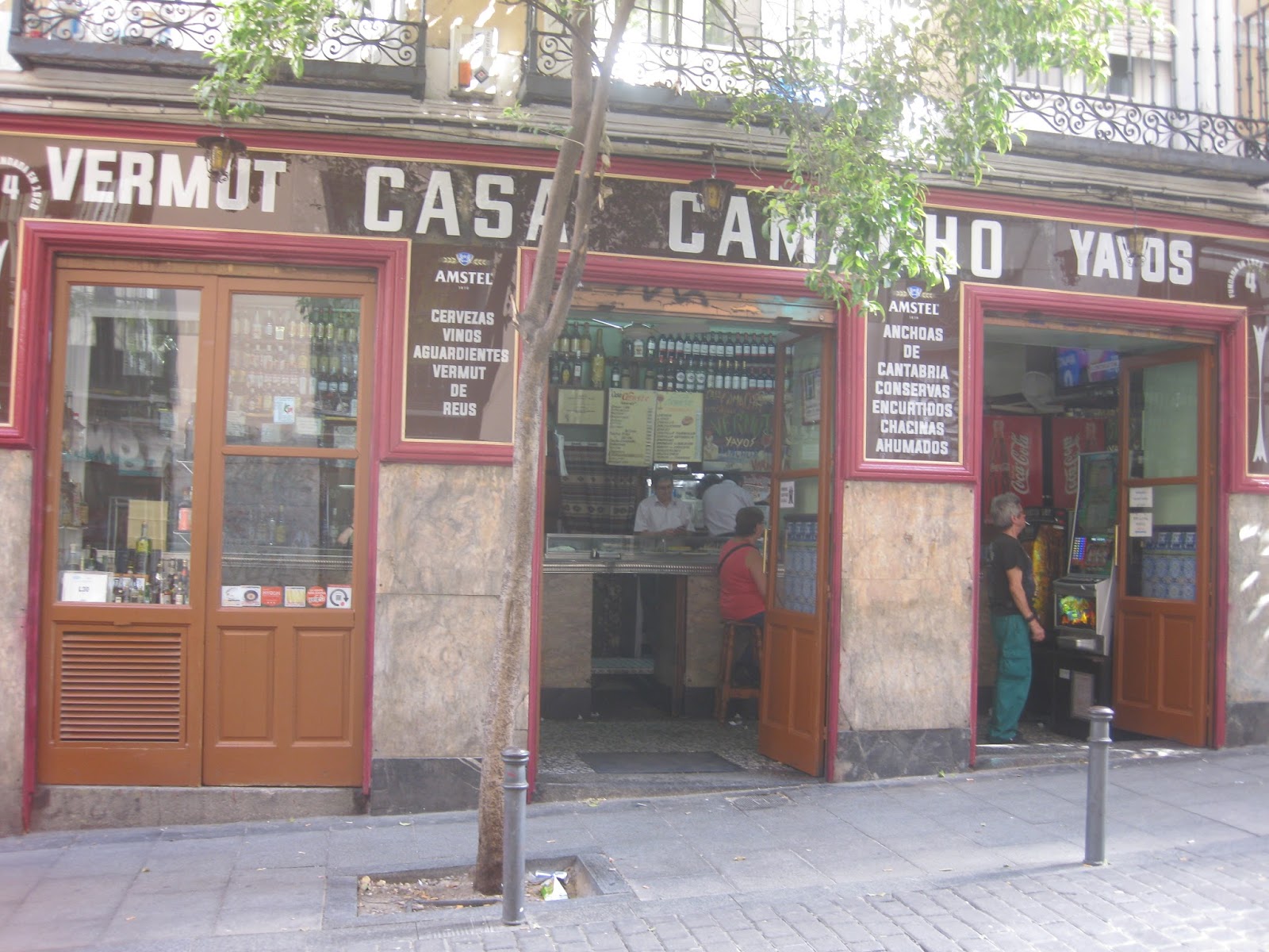 Los álamos dorados: Casa Camacho
