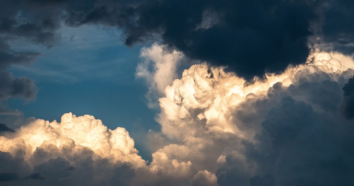 can clouds fall to the ground