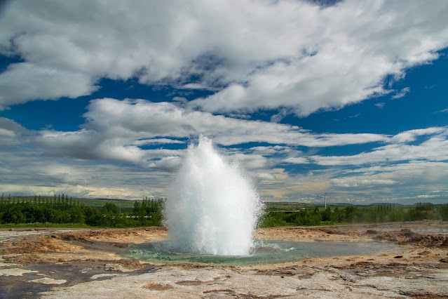 Water geysers and Waterfalls explanations - K P C