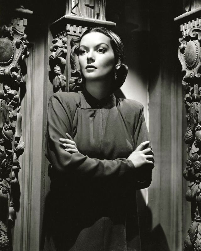 35 Gorgeous Photos of American Actress Hazel Brooks in the 1940s ...