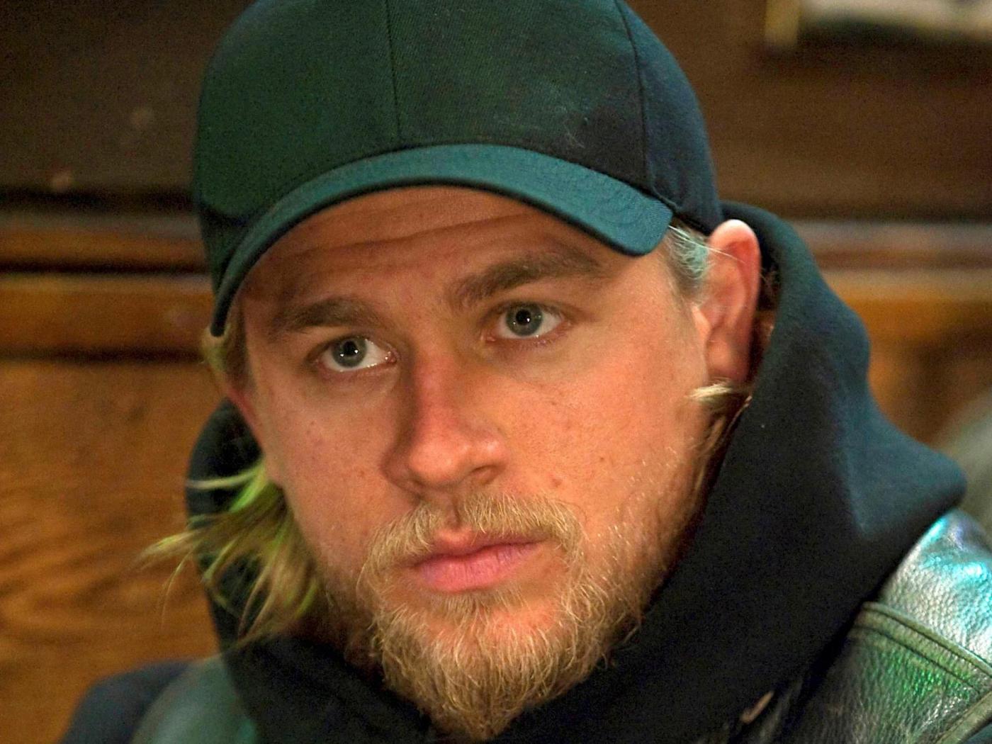 Charlie Hunnam Photos | Tv Series Posters and Cast