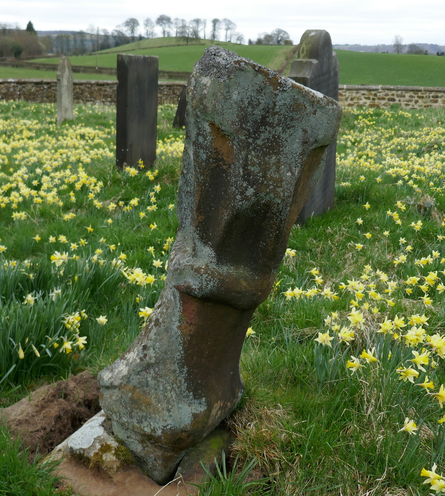 Walking in North Yorkshire: Nether and Over Silton to Hanging Stone and ...