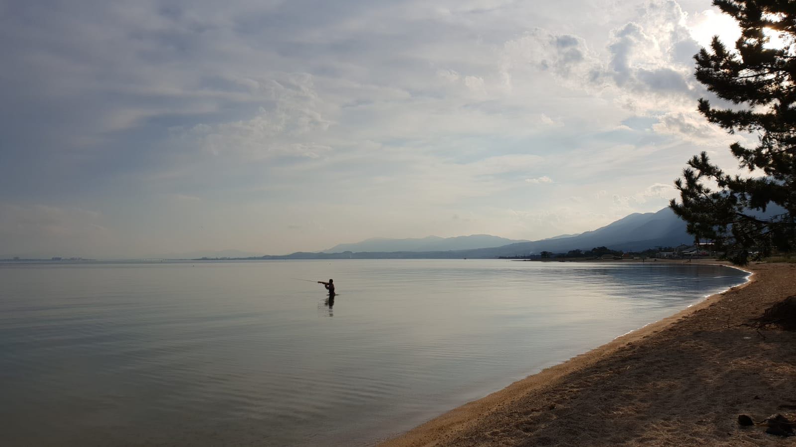 Bass Fishing at Lake Biwa in Shiga Japan Hostel/Guesthouse Blog in Japan