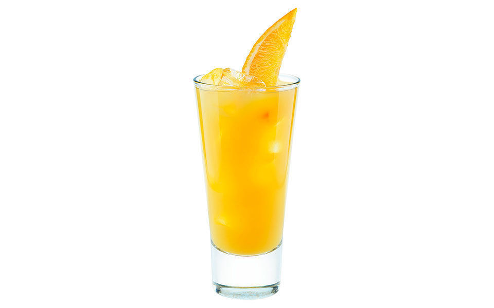 RONES VENEZOLANOS: COCTEL DE RON Y NARANJA