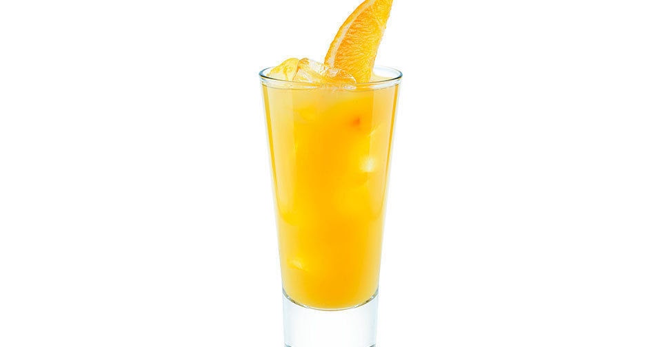 RONES VENEZOLANOS: COCTEL DE RON Y NARANJA