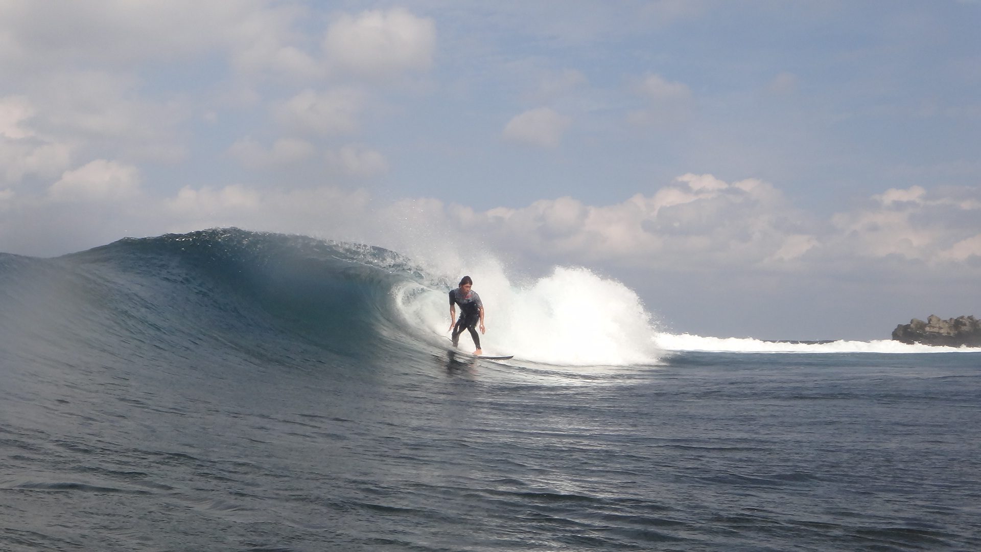 Happy Surfing Okinawa