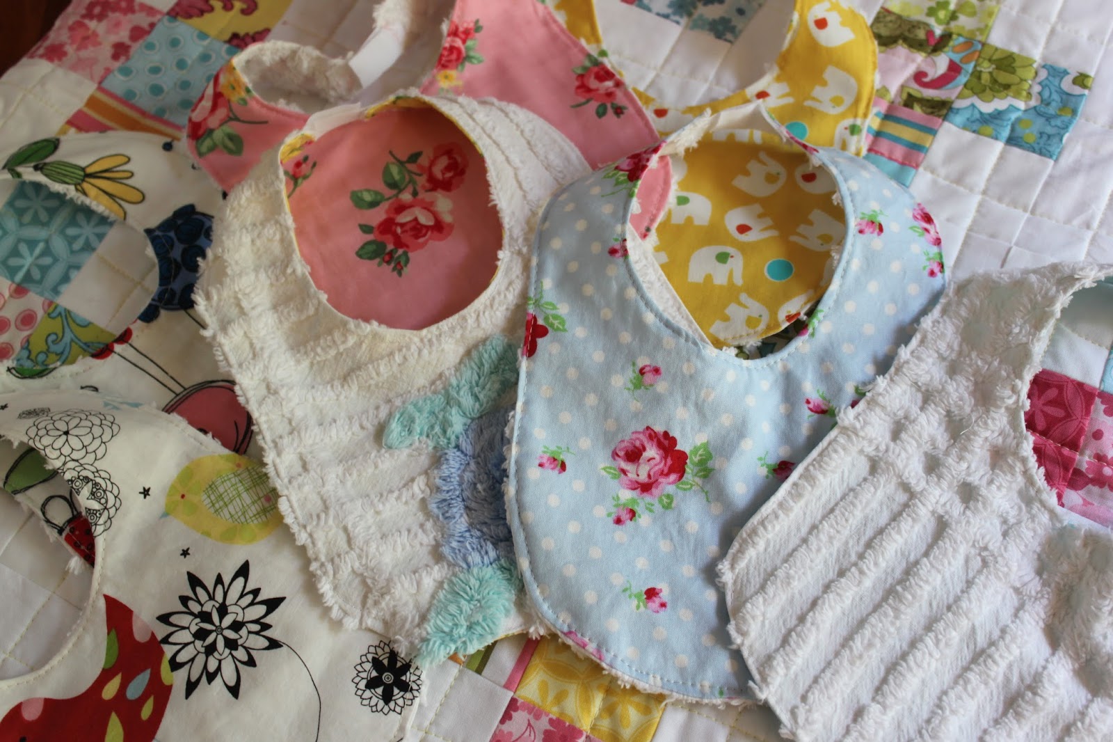 Lollyquiltz: A Recipe for Adorable Baby Bibs