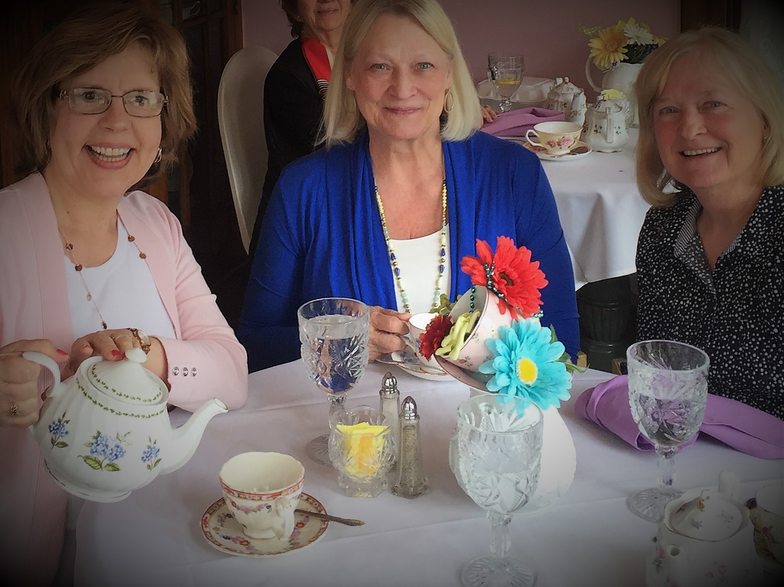 Barb's Tea Shop: Tonia's Victorian Rose Tea Room: New owner and updates ...