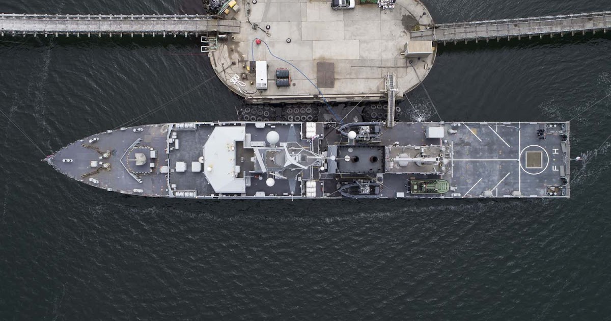 desarrollo defensa y tecnologia belica: HMS Forth mostrado sólo en ...