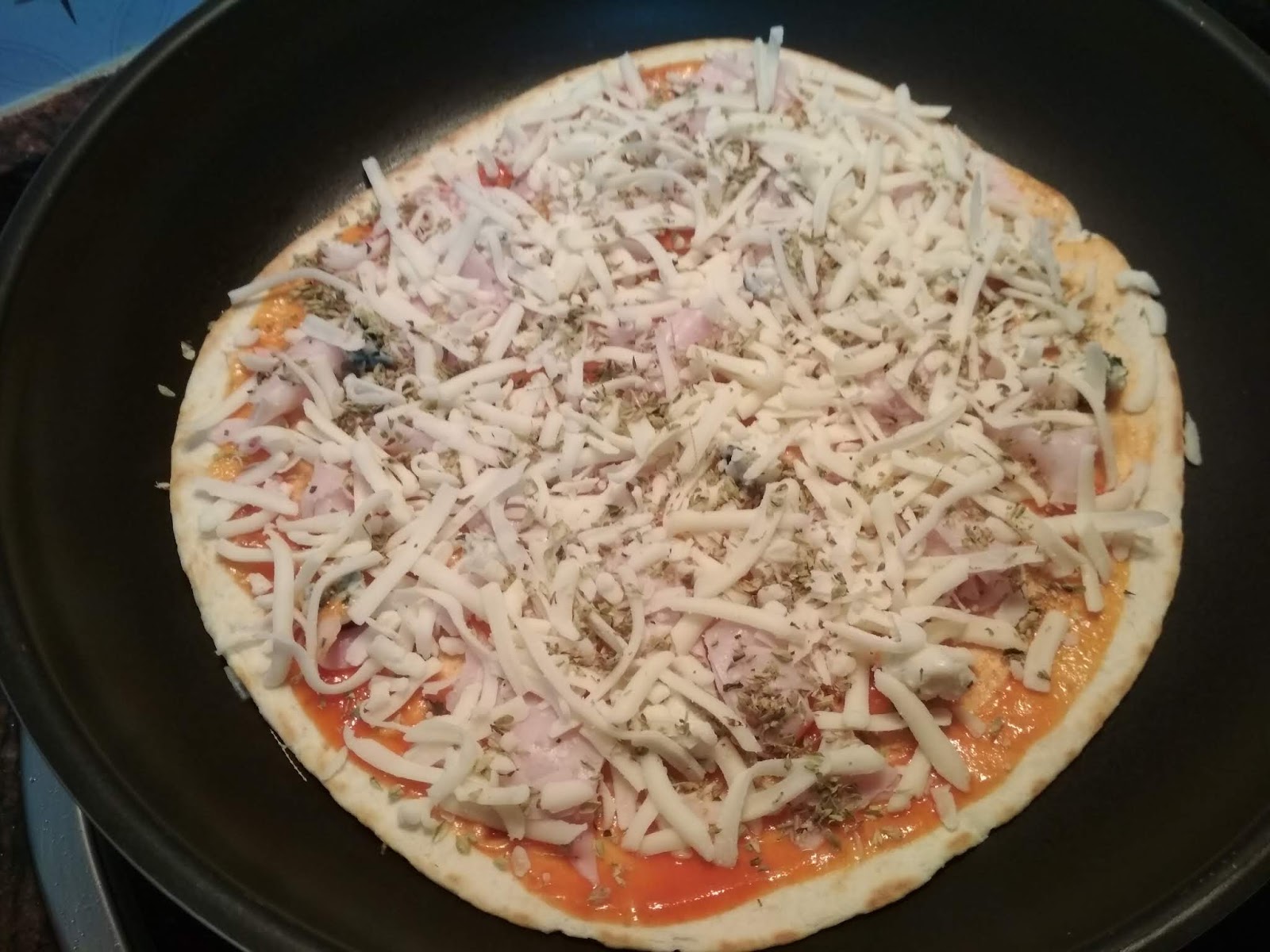 Cakes i altres delicies.: PIZZA (CON BASE DE PIADINA).