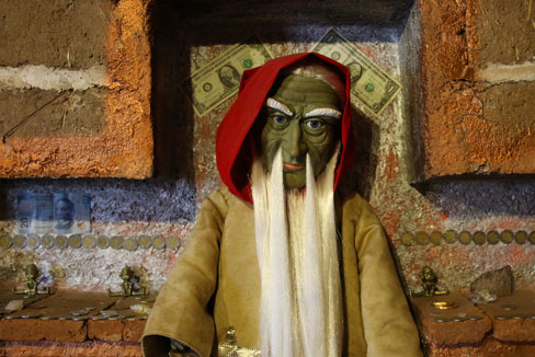 El terror en la mochila: Museo de los duendes (México) ~ Castle Rock Asylum