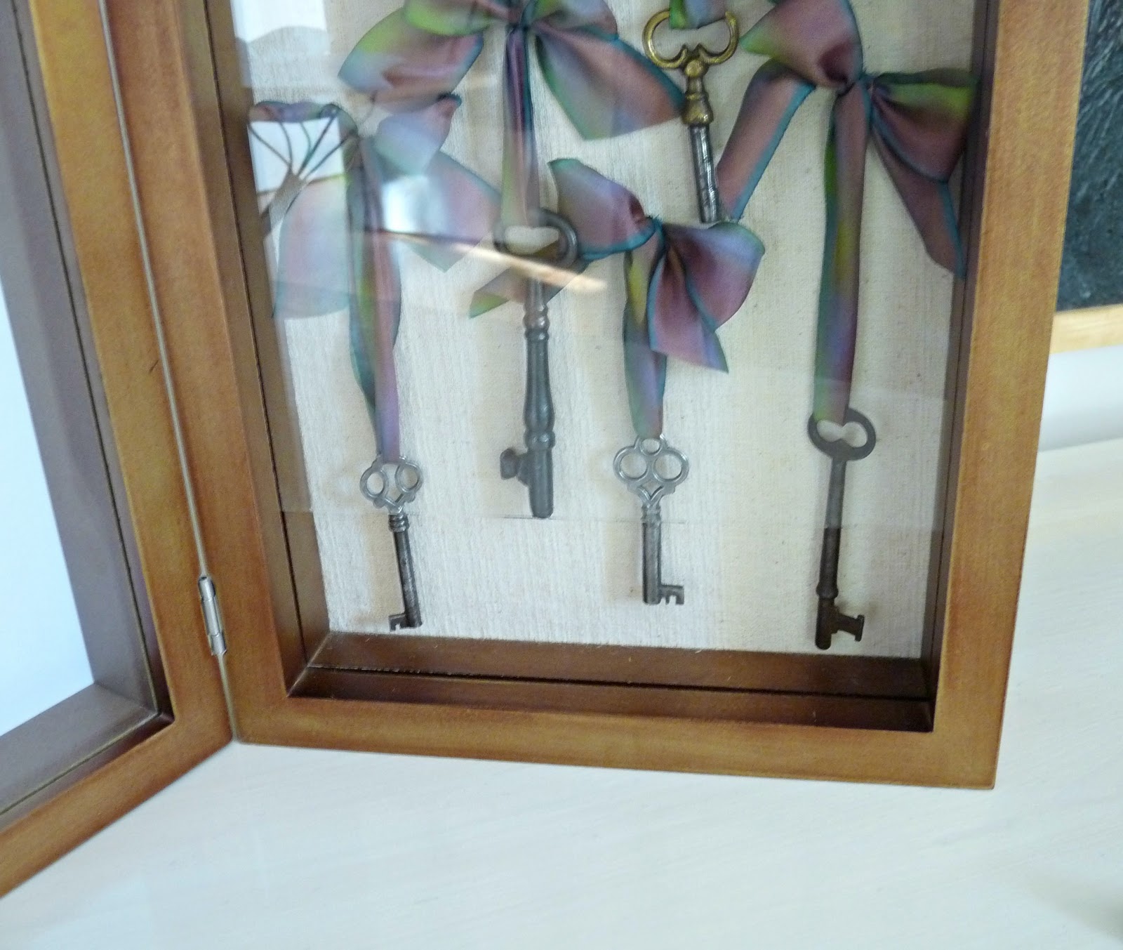 DIY Framed Skeleton Keys | Dans le Lakehouse