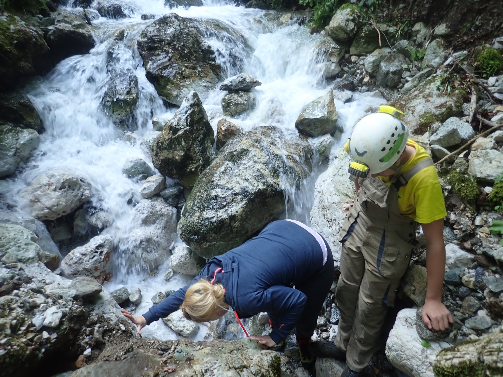 ŠTAJERSKI JAMARJI: Aktualno: Požiralnik pod Mornovo zijalko