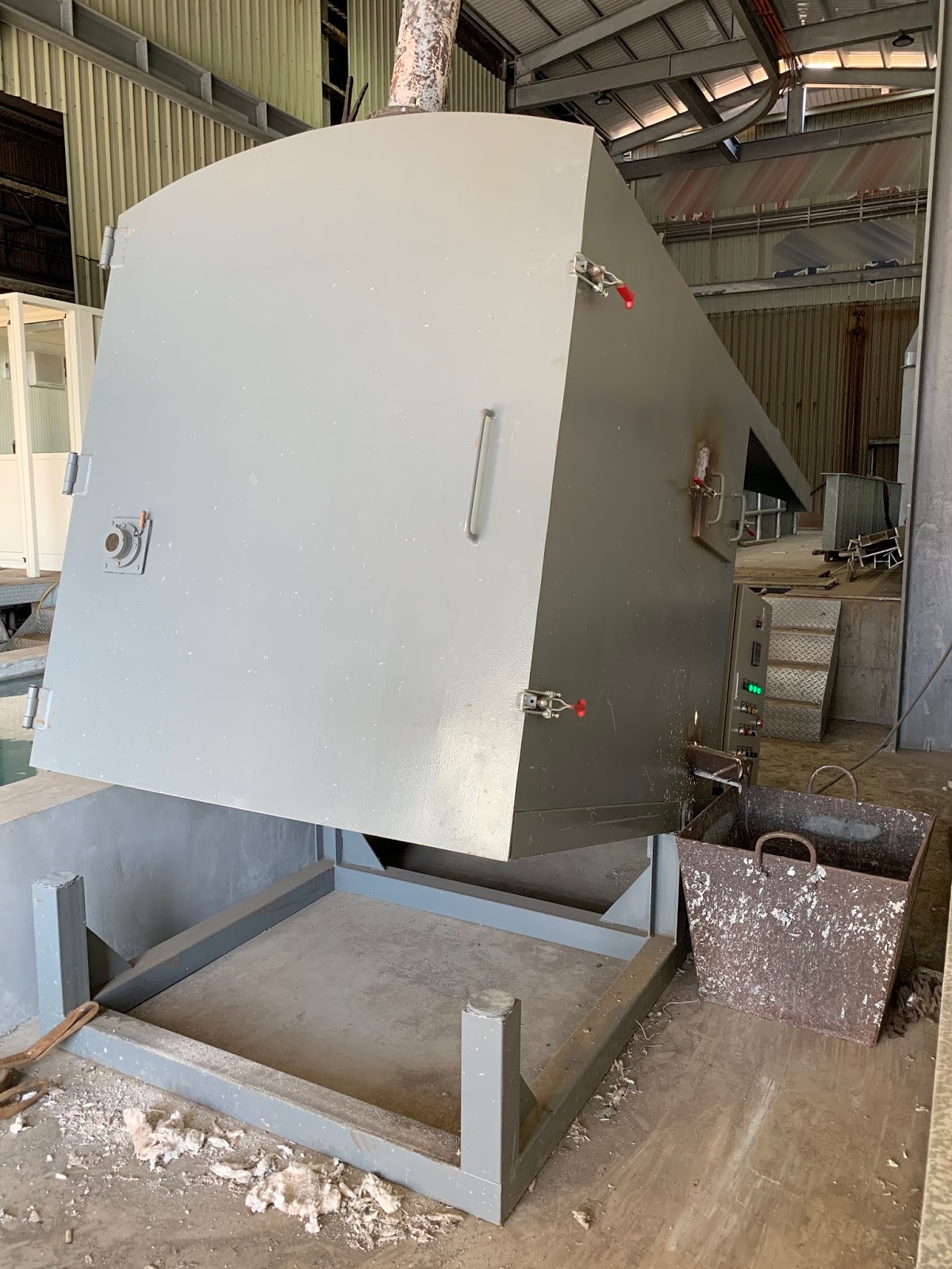 Galvanizing: Galvanizing: Zinc Ash recovery system.