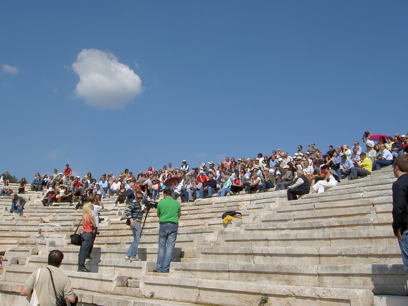 ΓΙΑΝΝΗΣ Δ.ΛΥΡΑΣ: TO ΔΙΑΖΩΜΑ ΣΤΗΝ ΑΡΧΑΙΑ ΜΕΣΣΗΝΗ ,10-12, 10 ,2008