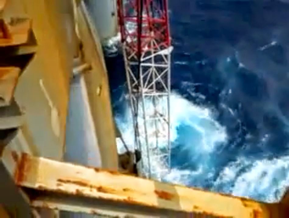 MEC&F Expert Engineers : OVERLOADING LEADS TO CATASTROPHIC FAILURE OF ...