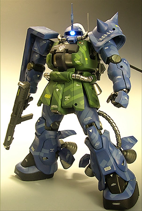 Custom Build: MG 1/100 Zaku II F2 type