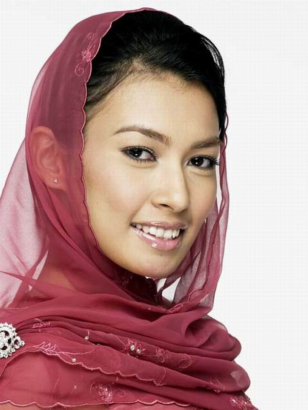 ! CERITA HARIAN !: Misha Omar Angin Syurga Lirik