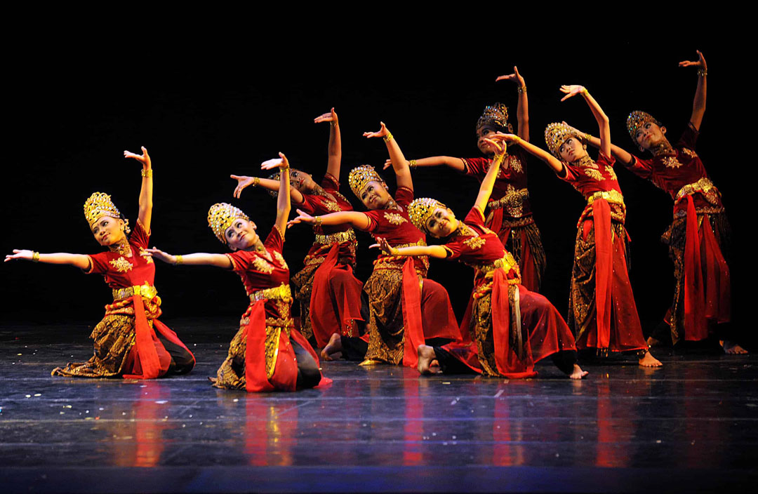 SENI BUDAYA LEVEL & POLA LANTAI PADA GERAK TARI [ KELAS 7 GENAP ...