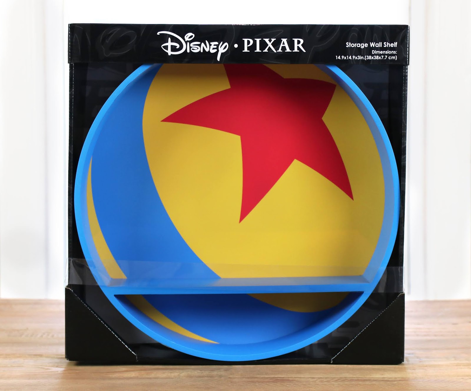 Dan the Pixar Fan: Pixar/Luxo Ball Storage Wall Shelf Review (Hot Topic)