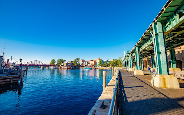 Waterfront at the American Waterfront