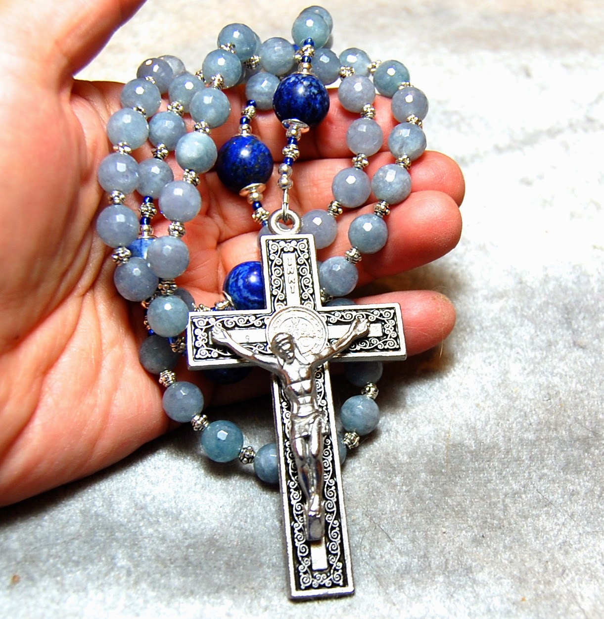 HeartFelt Rosaries: New Marian Blue Rosary Listed!