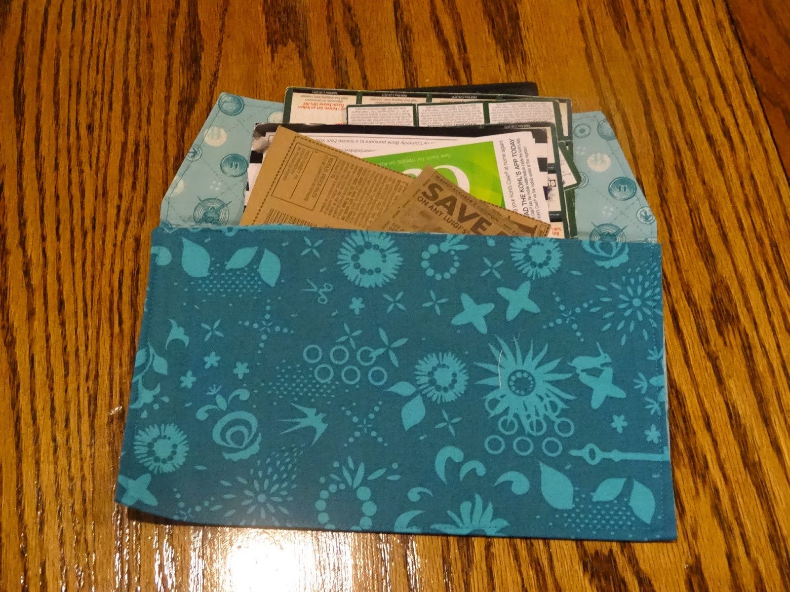 The Crafty Quilter's Closet: Fabric Envelope