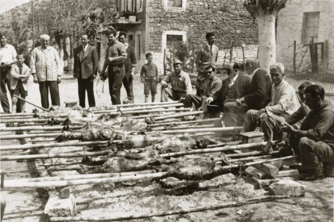 ΛΑΟΓΡΑΦΙΚΟΣ - ΙΣΤΟΡΙΚΟΣ ΣΥΛΛΟΓΟΣ " Η ΣΟΥΒΑΛΑ ΠΑΡΝΑΣΣΟΥ ": ΤΟ ΠΑΣΧΑ ΣΤΗ ...
