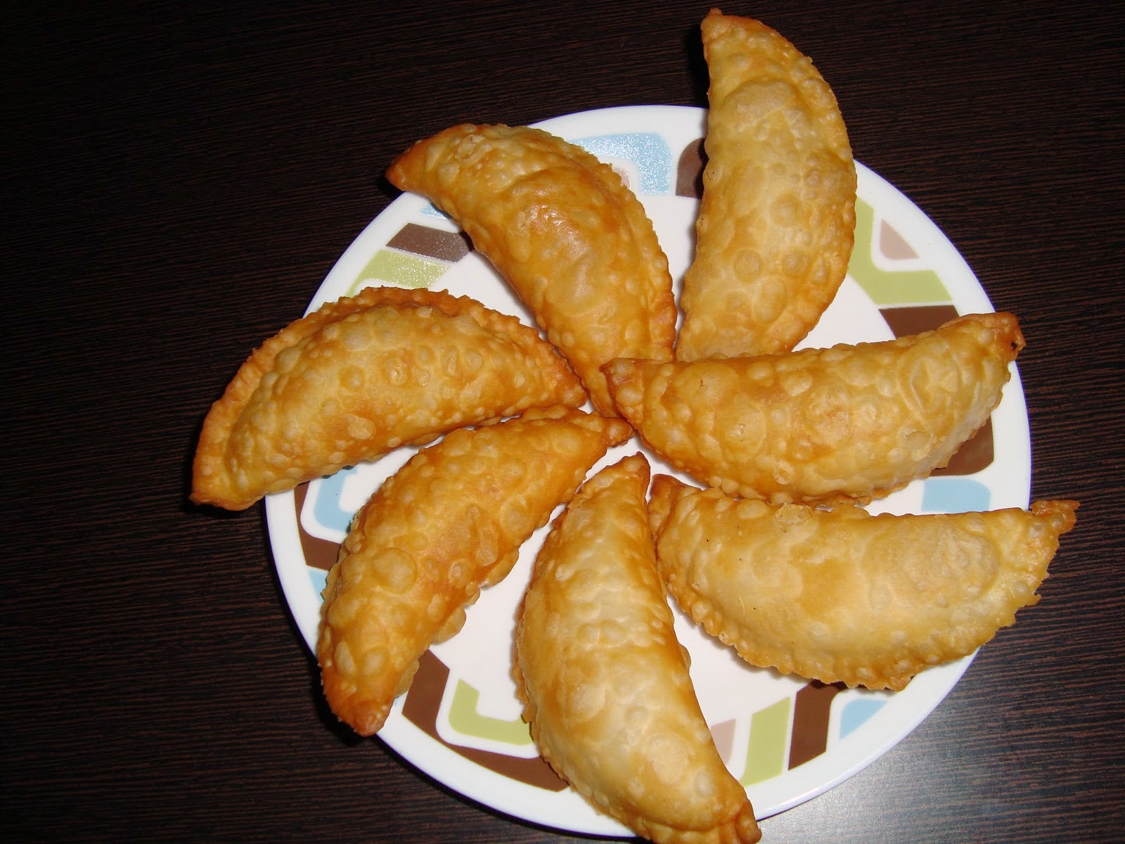 Yummicious: Gujiya Recipe | How To Make Gujiya