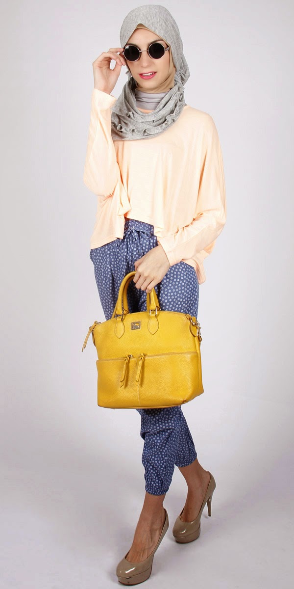 Hijab Style With Crop Top Combination