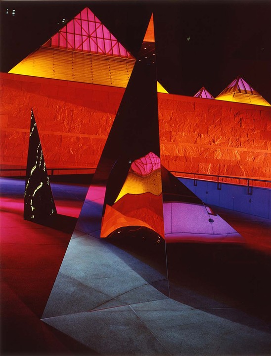 light color sound: angular reflections