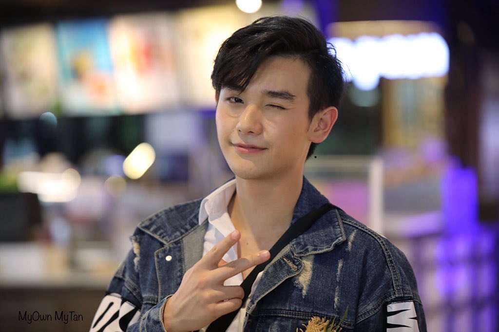 Do What You Like, Love What You Do: 2moons2 The Series Review (A BRAND ...