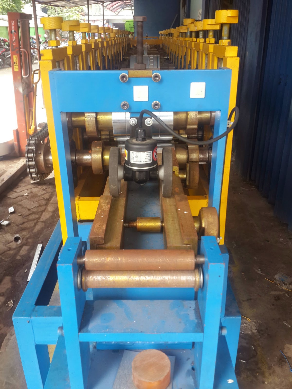 MESIN ROLLFORMING CETAK PEMBUAT PRODUKSI BAJA RINGAN HOLLOW: MESIN ROLL ...