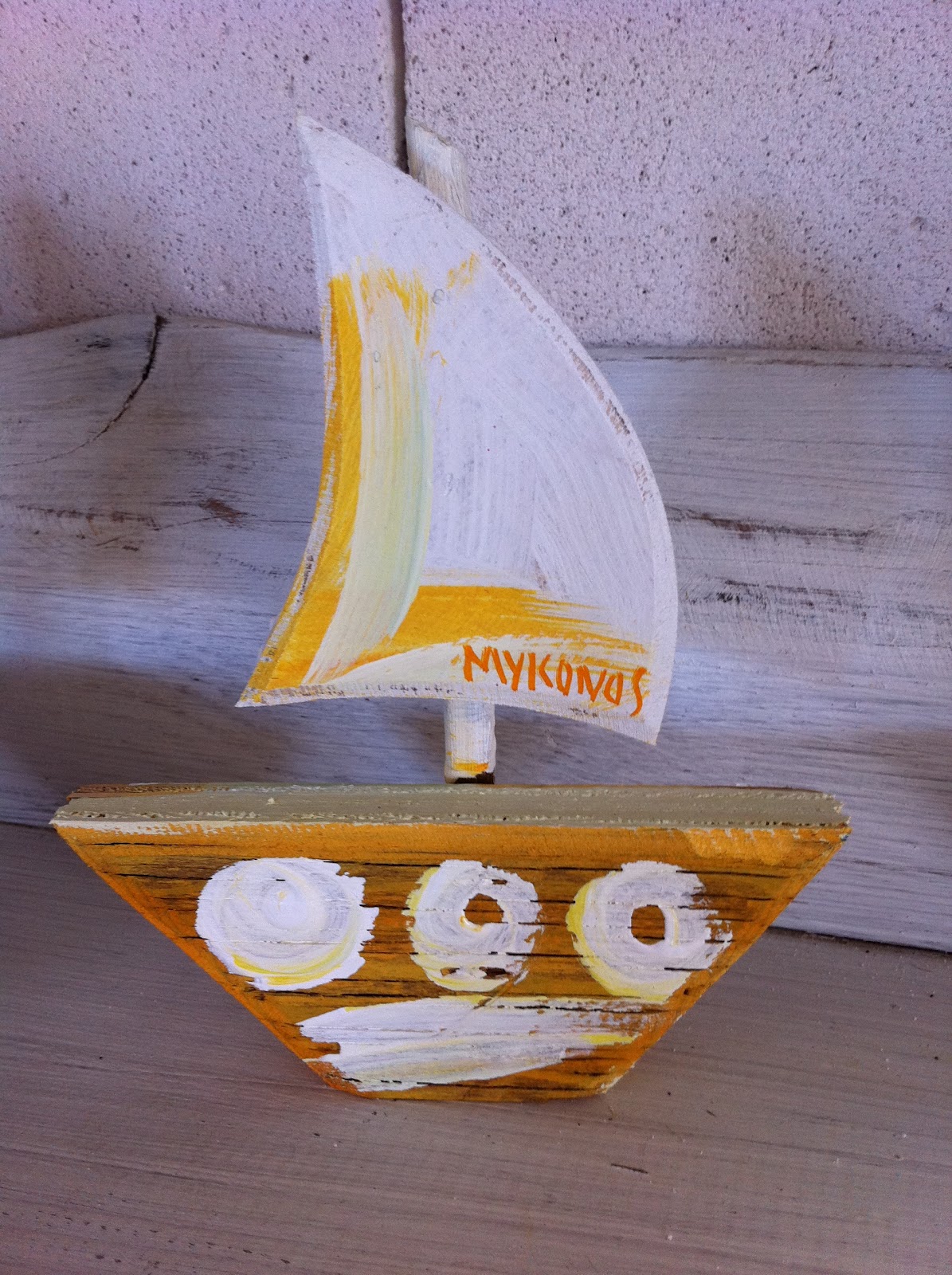 seaside mykonos furniture: Διαφορα καραβακια σκαλιστα ψαρια, βαρκουλες ...