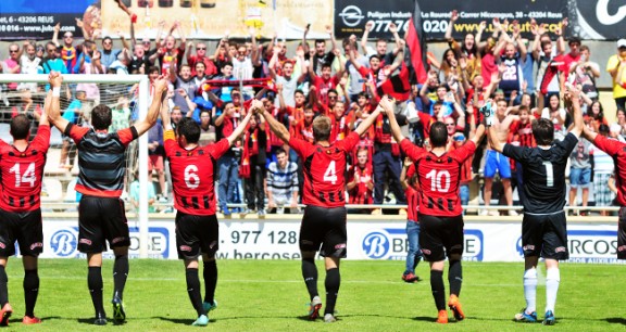 Planeta Segunda B: CF Reus Deportiu - Llosetense: "El Reus recibe la ...