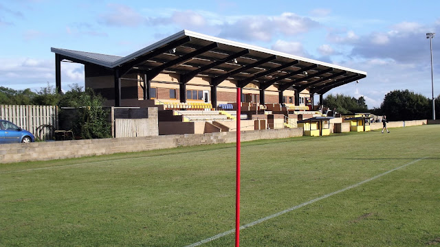 The Wycombe Wanderer: Witney Town - Witney Community Stadium
