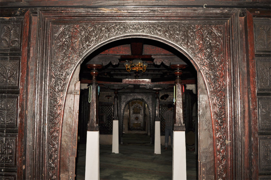 Student Holiday Maldives: Hukuru Miskiy – The Friday Mosque of Male ...