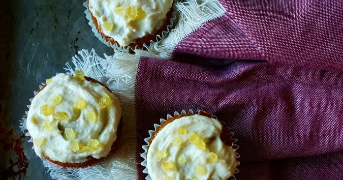 Mango & Tomato: Mini Applesauce Cakes With Cream Cheese and Honey Frosting