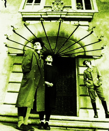 Flotar es Caer: Anything Box - Peace