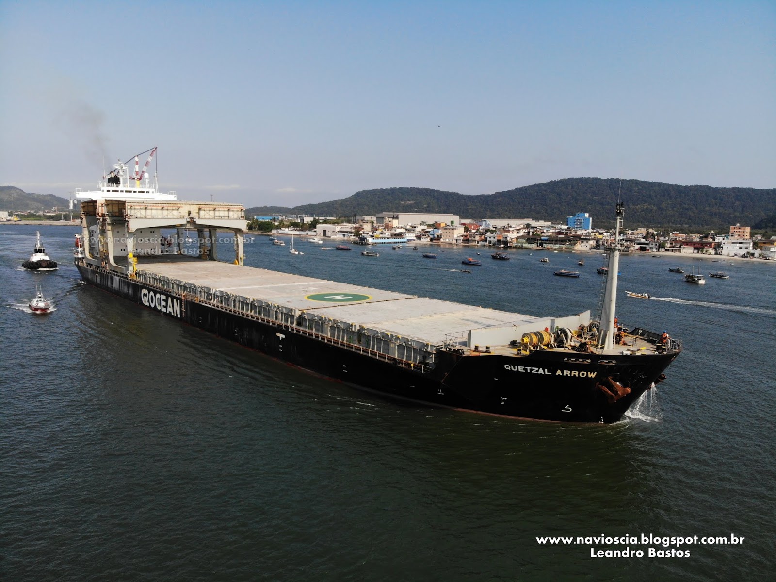 Navios de Santos & CIA: Navio QUETZAL ARROW