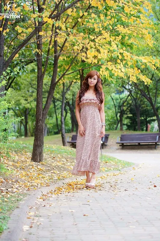 Kim Ha Yul - Ruffle Dress Outdoor Photoshoot - Cute Asian Girls