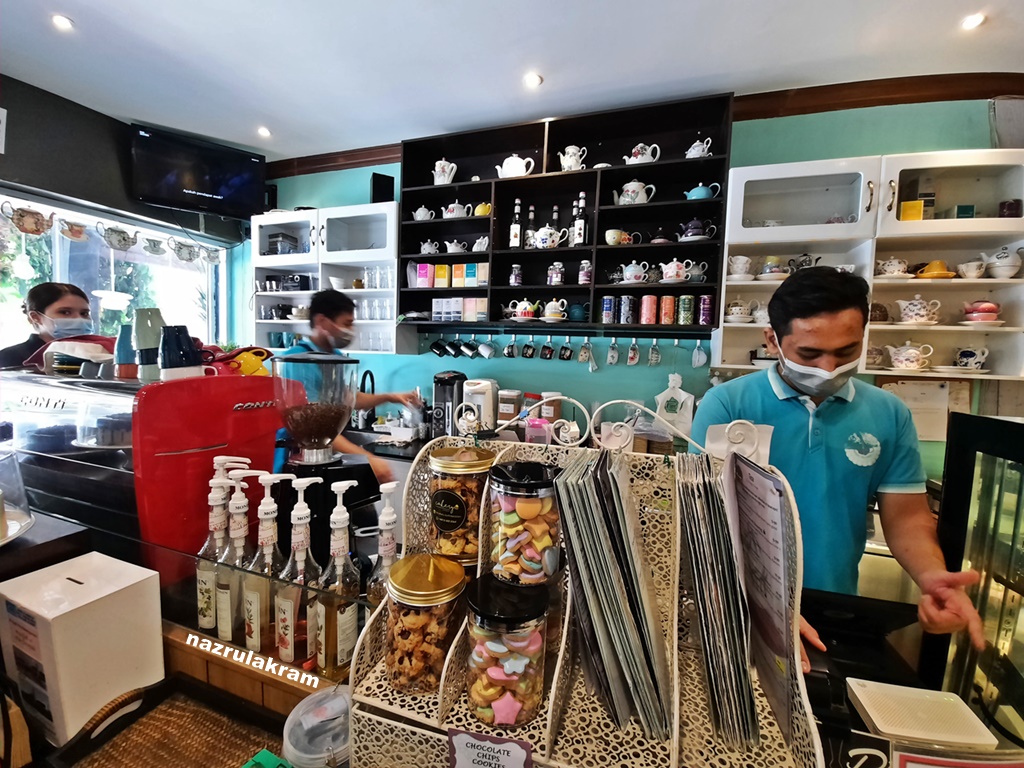 Tim's Teapot Terrace, Taman Melawati