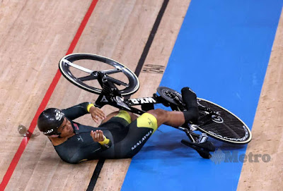 PESANAN BUAT DATUK AZIZUL HASNI AWANG DAN SHAH FIRDAUS - INI BELOG GC