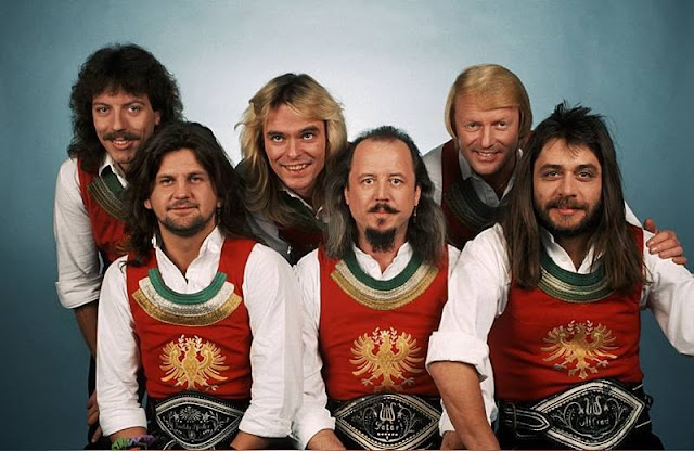 Demasiadas Noches: Yodel (Austria-Suiza)