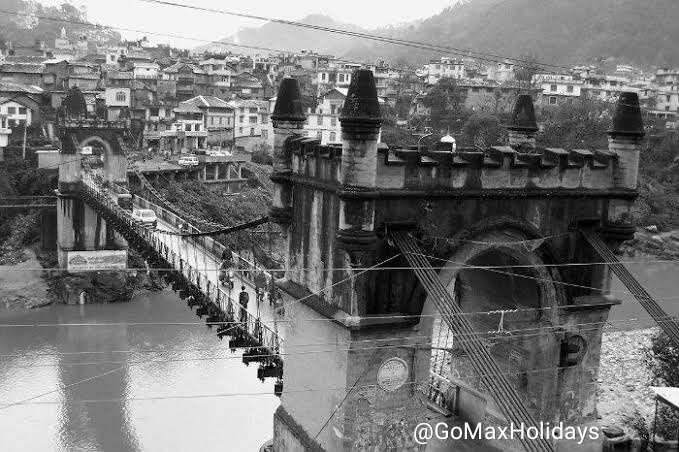 Victoria Bridge (Bijai Kesri Bridge):-Mandi