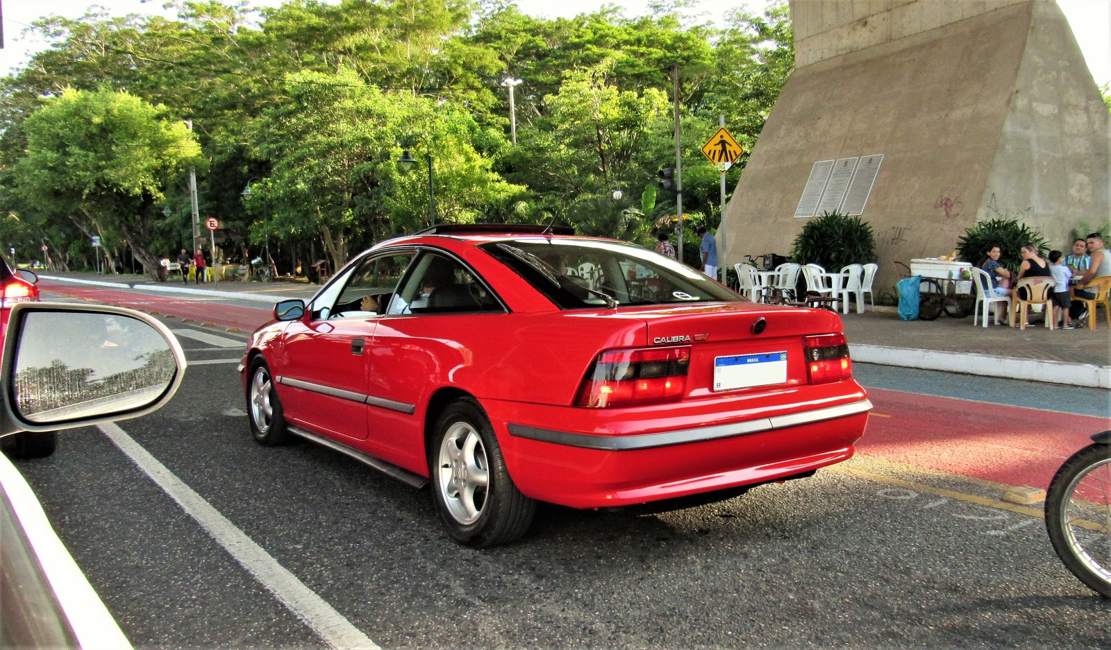 Chevrolet Calibra: o cupê com DNA Opel esculpido pelo vento