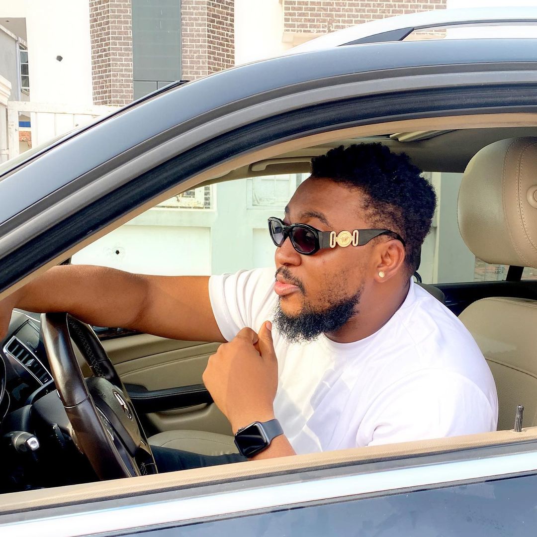 Pictures of Nosa Rex